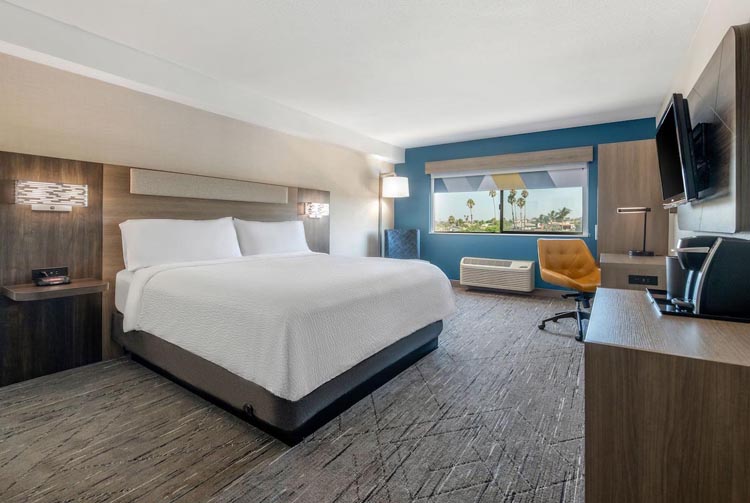 Contract and commercial quality hotel guestroom casegood and furniture ...